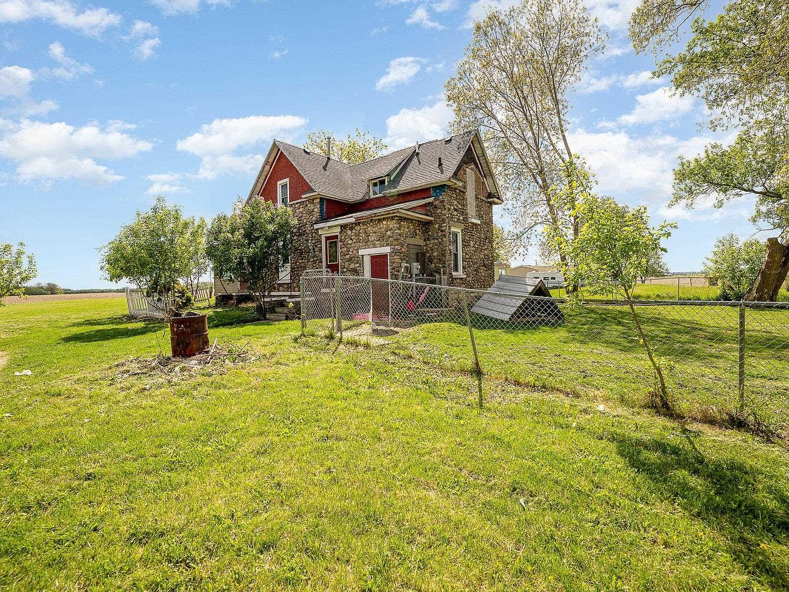 6345 E Rosebush Rd, Rosebush, MI 48878 | Zillow