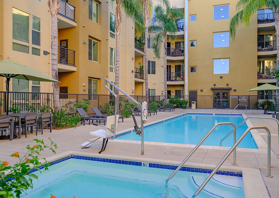 Reveal - 21201 Kittridge St Woodland Hills CA | Zillow