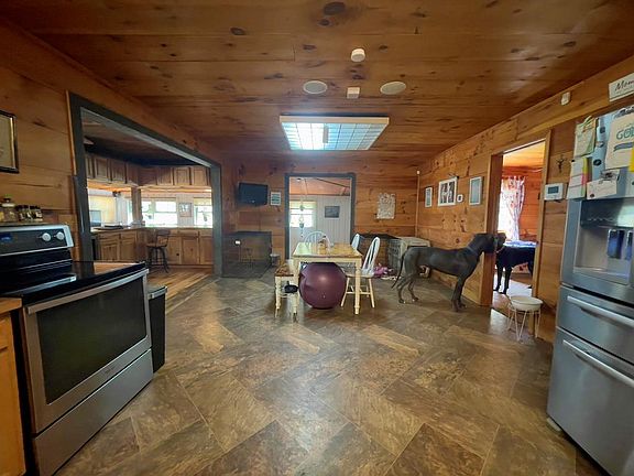 2094 Straight Fork Rd, Gunlock, KY 41632 | MLS #118489 | Zillow