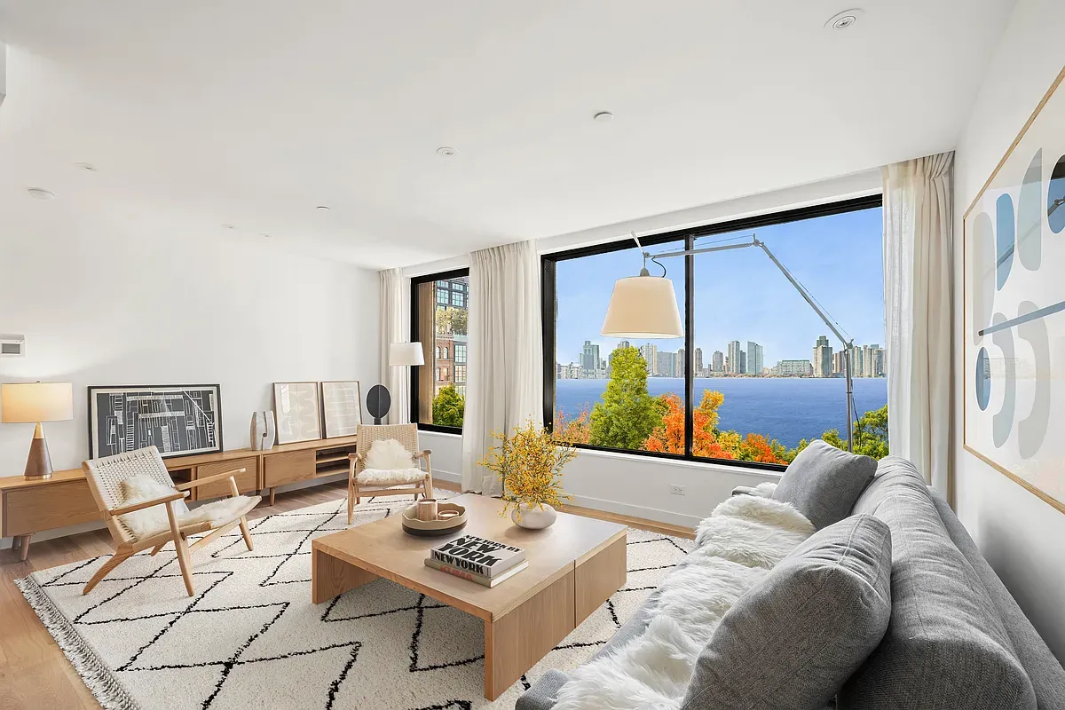 479 Washington Street #UNIT7 in Hudson Square, Manhattan | StreetEasy