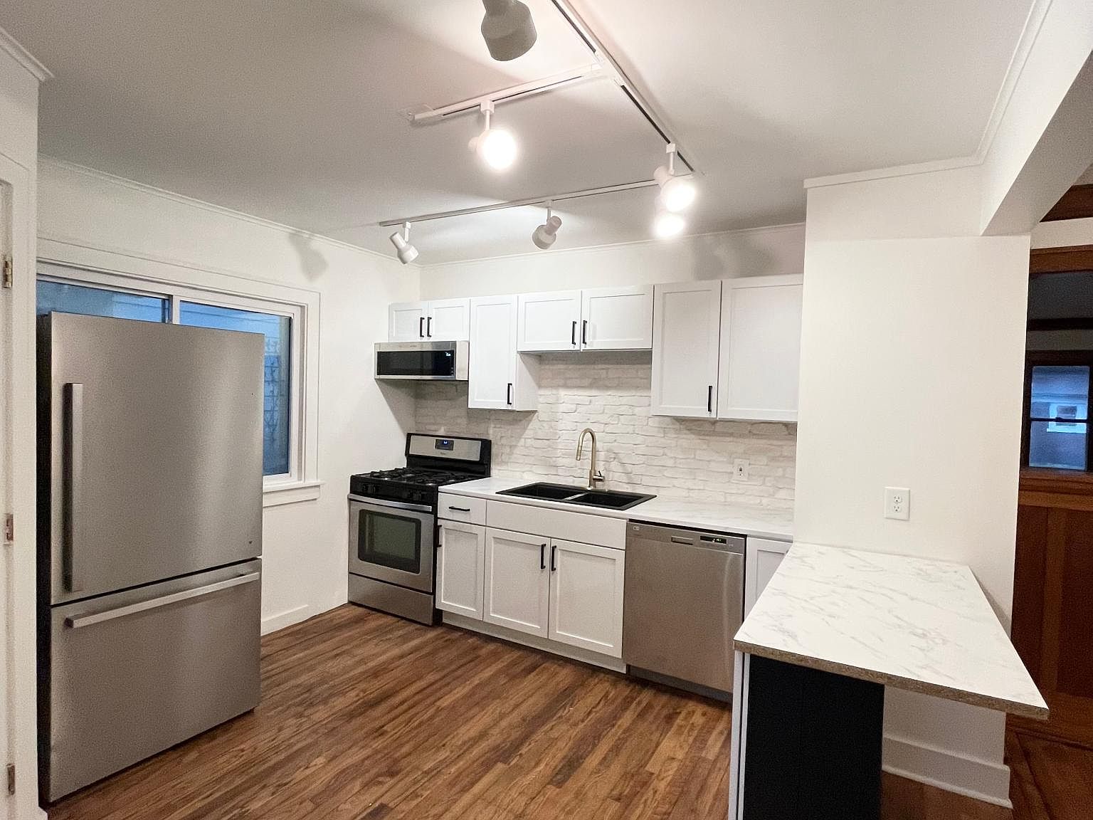 1553 Quarry Ave NW, Grand Rapids, MI 49504 | Zillow