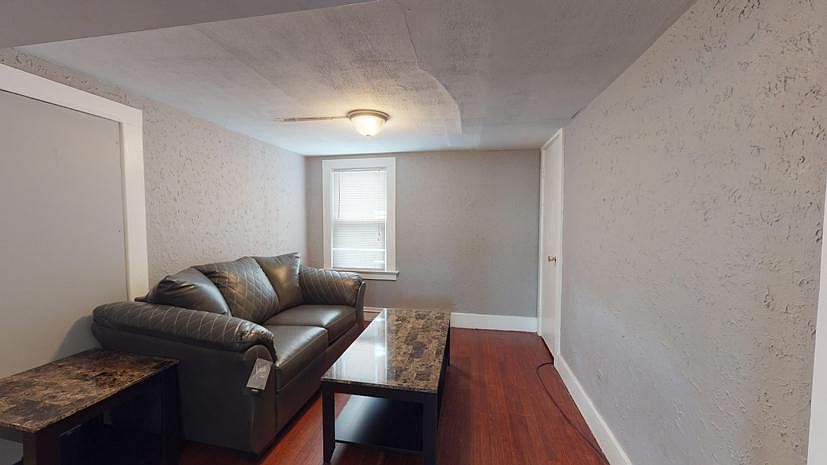 201 Comstock Ave Syracuse NY | Zillow