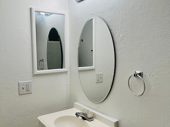 1027 York St, Vallejo, CA 94590 | Zillow