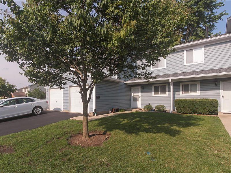 492 Dakota Ct, Carol Stream, IL 60188 | MLS #12411528 | Zillow