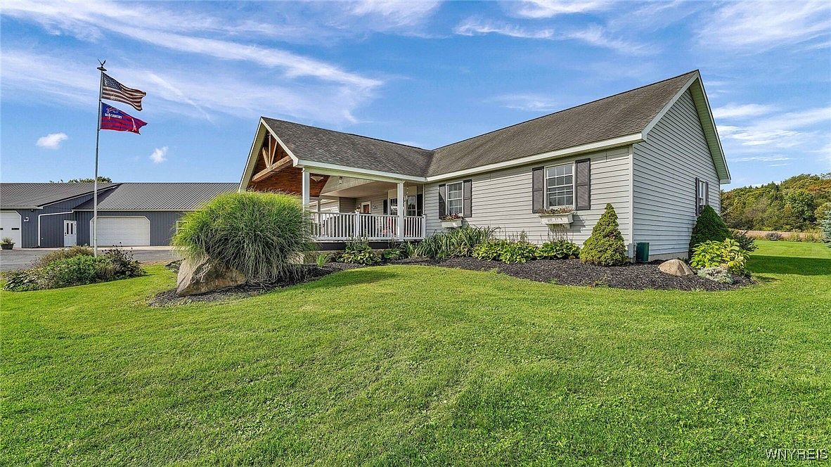 11821 Brown Schoolhouse Rd, Freedom, NY 14065 | Zillow