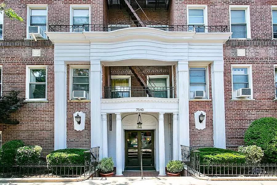 7540 Austin St APT 1AR, Forest Hills, NY 11375 | MLS #1695829 | Zillow
