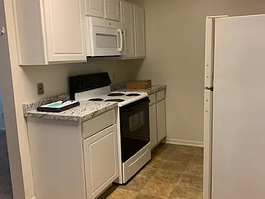 Gold Falls Villa Apartments - 3125 Spring Valley Ln E Cedar Falls IA ...