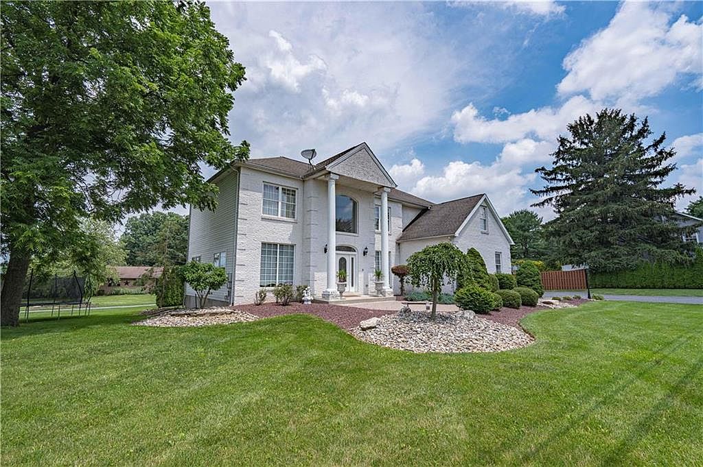 3941 Mechanicsville Rd, Whitehall, PA 18052 | Zillow