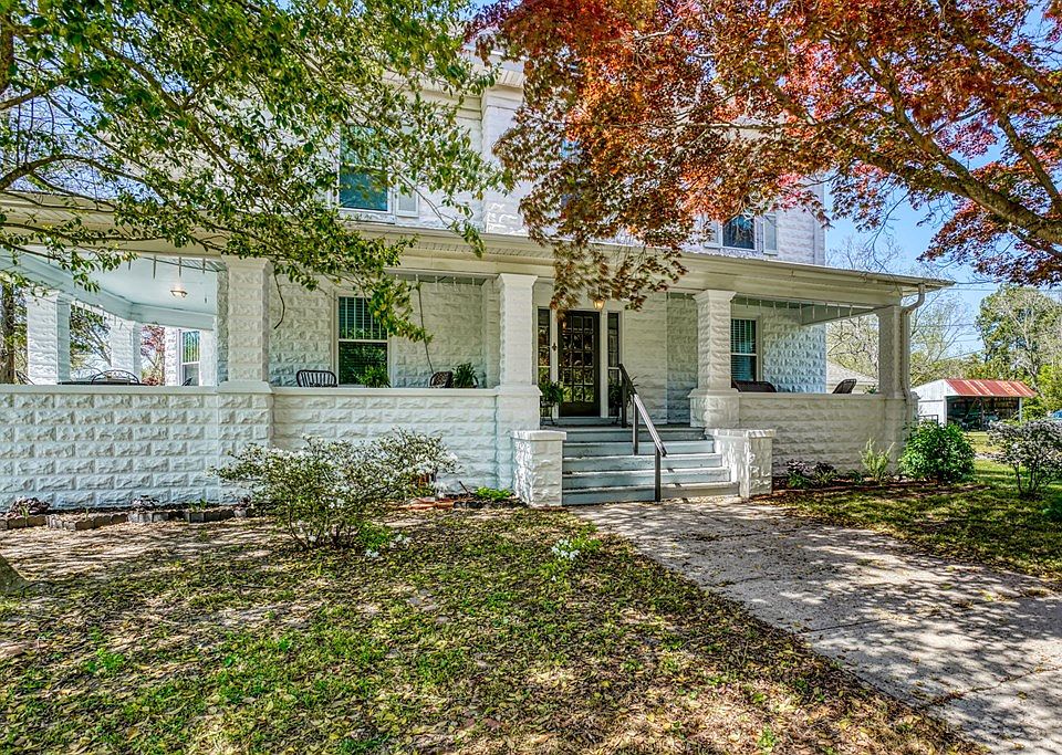 18298 Cassatt Ave, Parksley, VA 23421 | Zillow