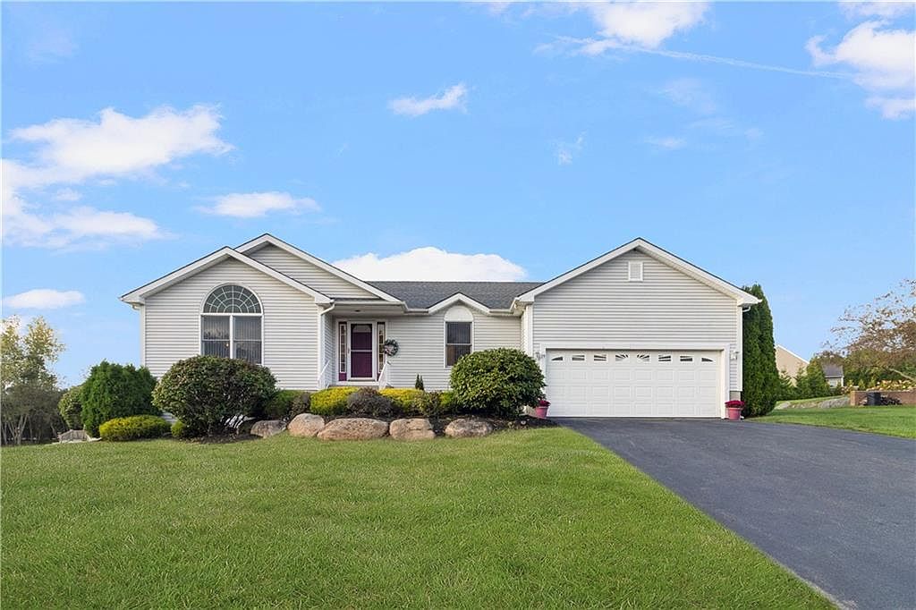 19 Derby Ln, Cranston, RI 02921 | Zillow