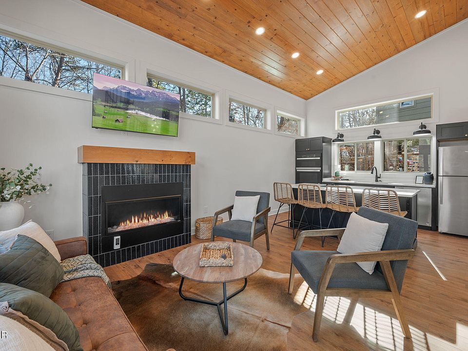 2385 Forge Hideaway Loop Pigeon Forge TN | Zillow