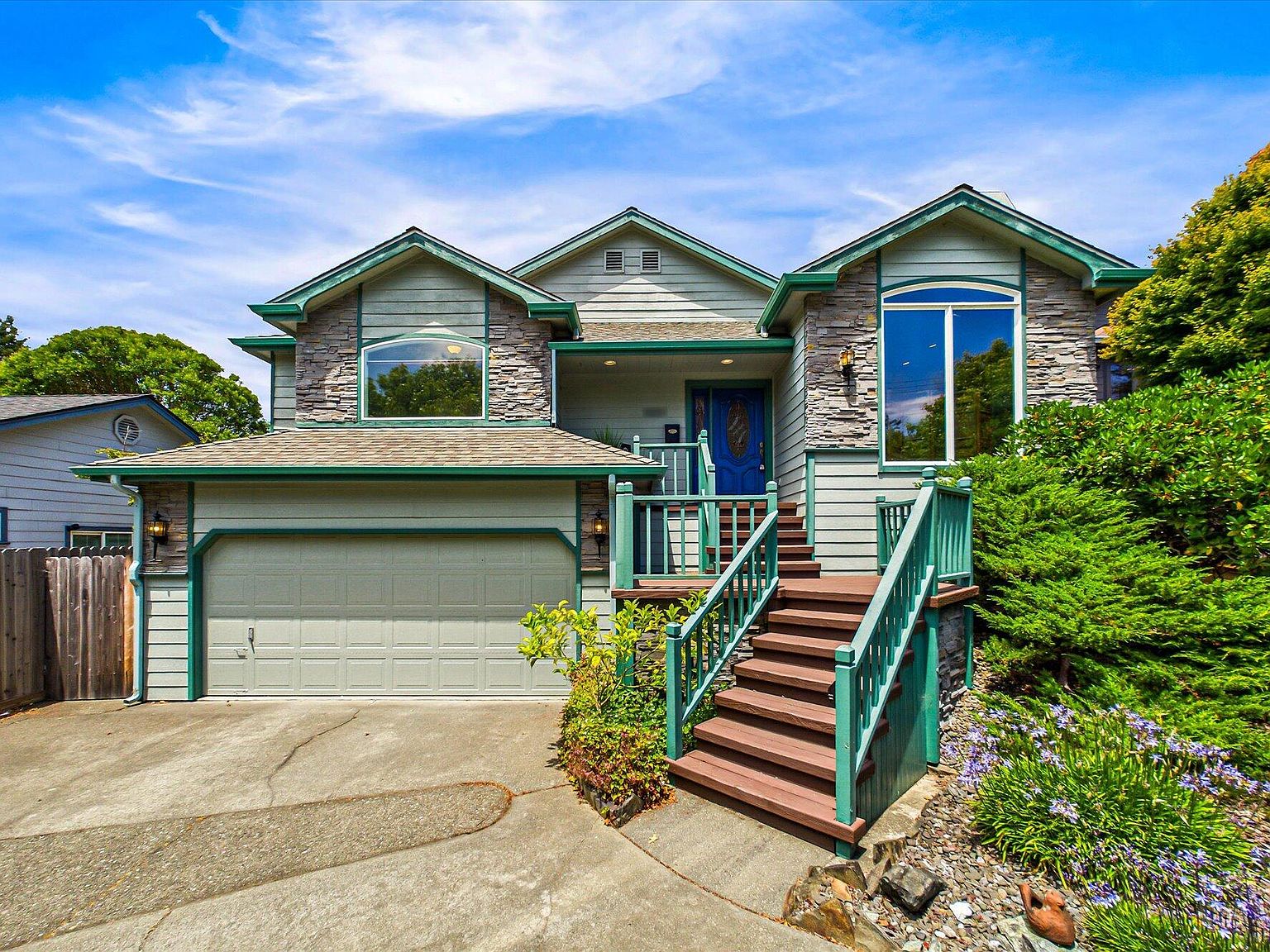 2323 Buhne St, Eureka, CA 95501 | Zillow