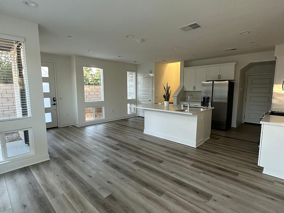 11066 Ardha Way, San Diego, CA 92126 | Zillow