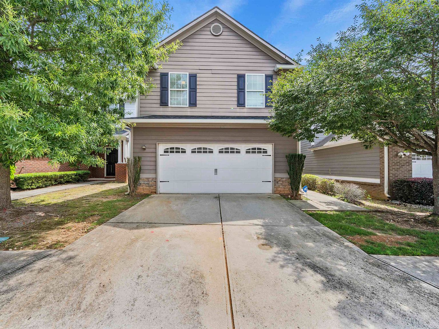 2546 Oakleaf Rdg, Lithonia, GA 30058 | Zillow