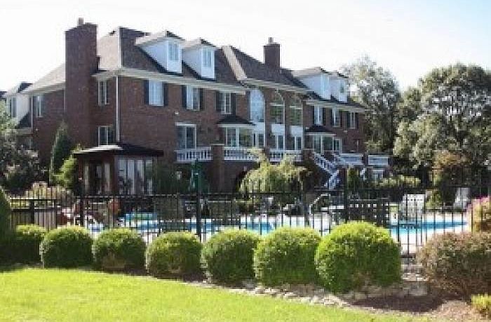 1 Riverside Dr, New Cumberland, WV 26047 | Zillow