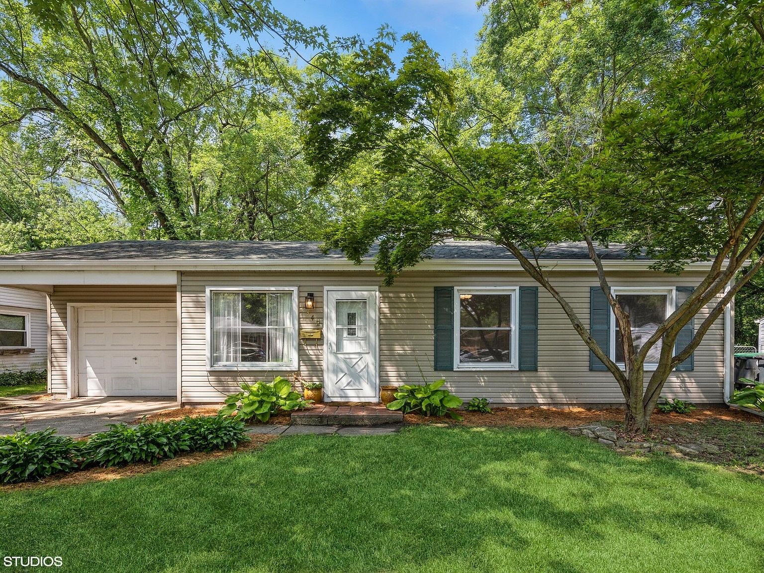 1342 S Illinois St, Hobart, IN 46342 | Zillow