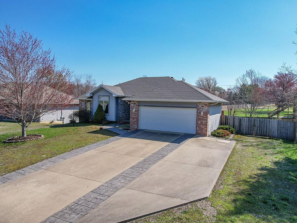 3928 North N Farm Road 165, Springfield, MO 65809 | Zillow