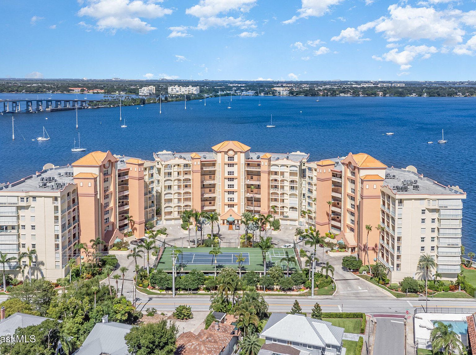 104 Riverside Dr APT 403, Cocoa, FL 32922 | MLS #1054661 | Zillow