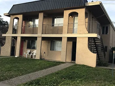 1130 Orange St Red Bluff CA | Zillow