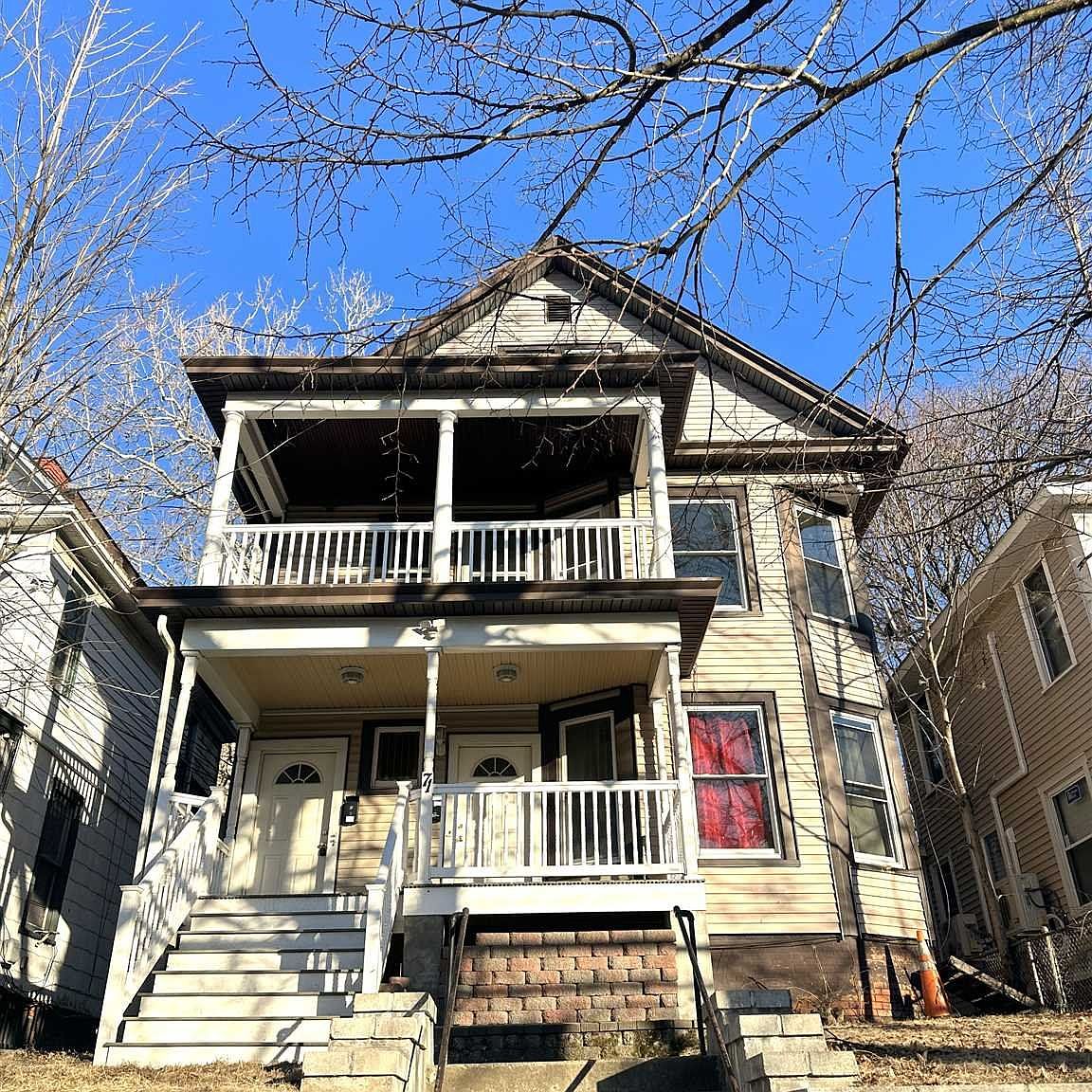 71 N Clinton St FLOOR 2, Poughkeepsie, NY 12601 | Zillow