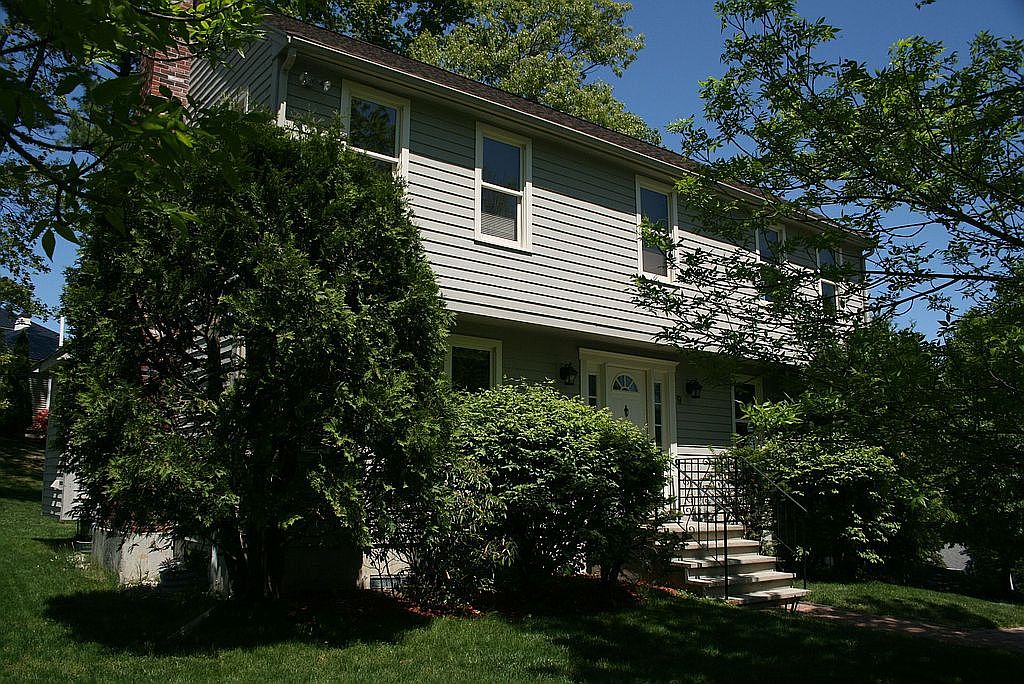 9 Vose Hill Rd, Maynard, MA 01754 | Zillow