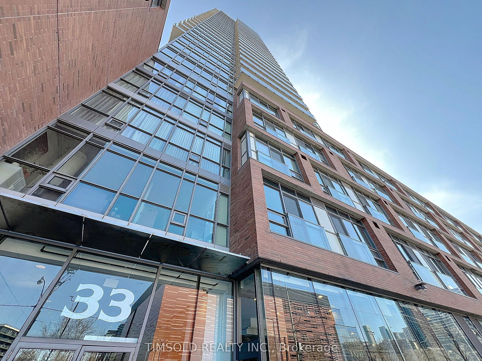 33 Mill St #212-C08, Toronto, ON M5A 3R3 | MLS #C12057076 | Zillow
