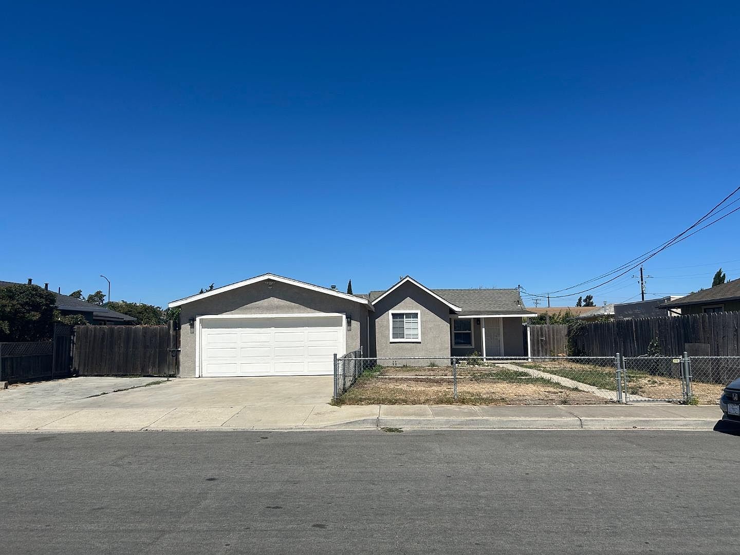 412 7th St, Greenfield, CA 93927 | Zillow