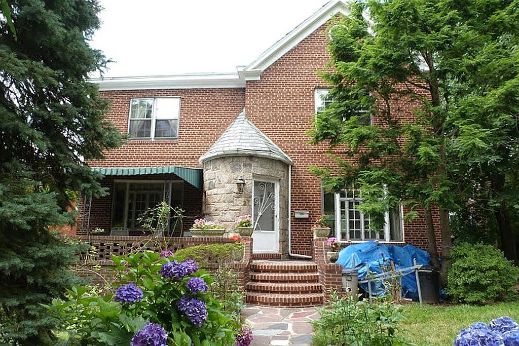 27 Pershing Ave, Yonkers, NY 10705 | Zillow 27 Pershing Ave, Yonkers, NY 10705 | Zillow