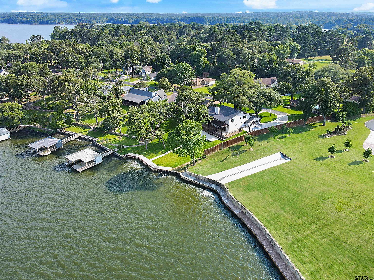 5792 N Cape Dr, Chandler, TX 75758 | MLS #24006613 | Zillow