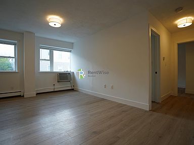 742 E 7th St #7, Boston, MA 02127 | Zillow