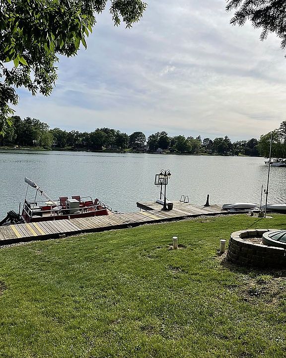 116 Lake Warren Dr, Monmouth, IL 61462 | Zillow