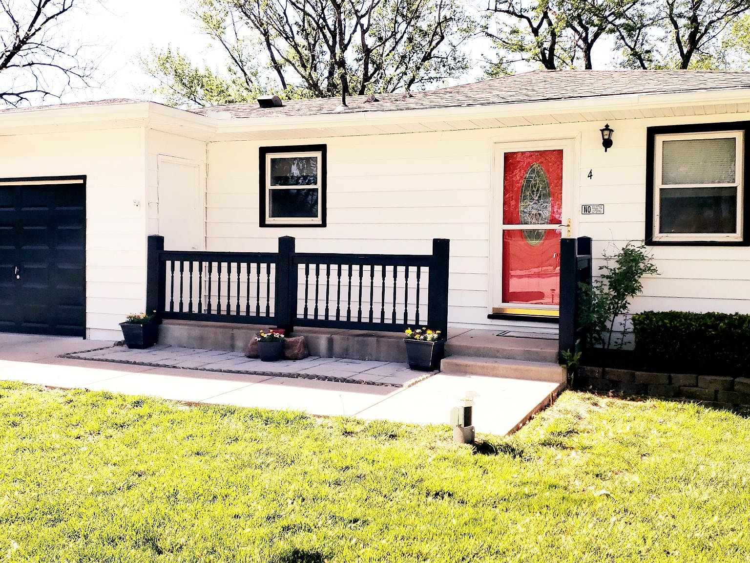 4 Sharps Ct, Eudora, KS 66025 | Zillow