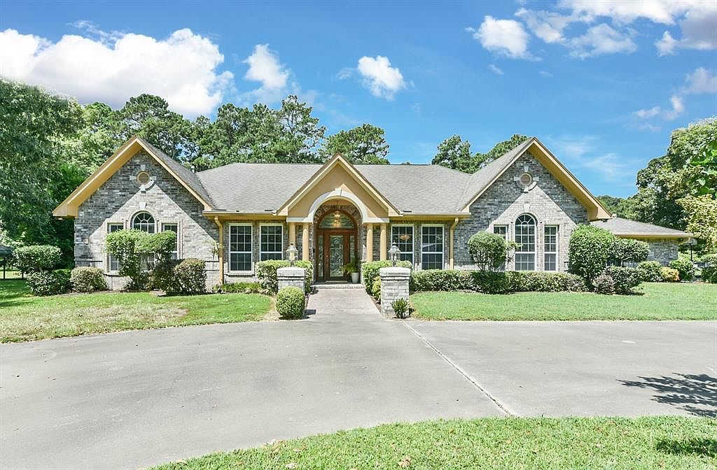 14750 Lucas Dr, Splendora, TX 77372 | Zillow