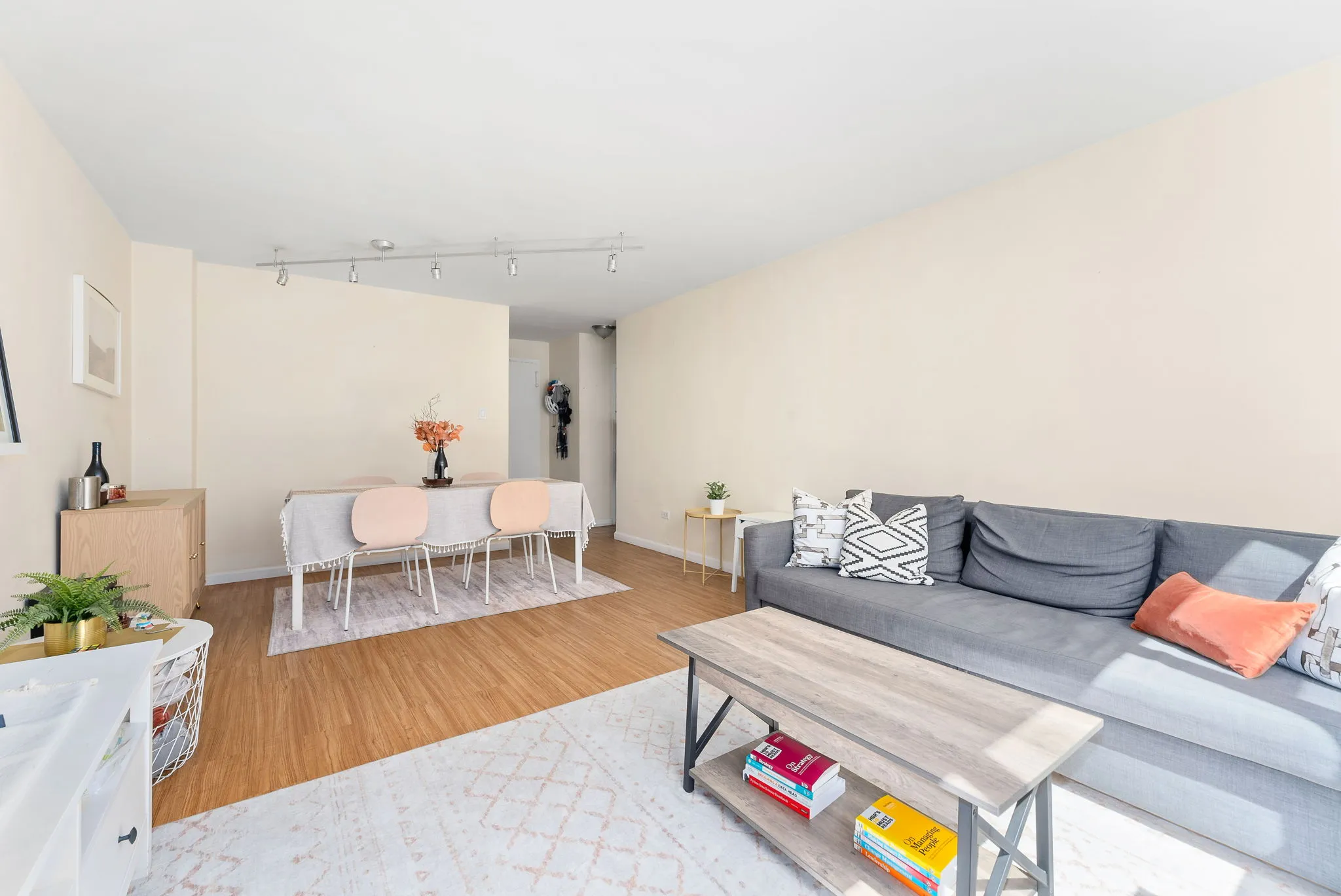 40 Sutton Place #9J in Sutton Place, Manhattan | StreetEasy