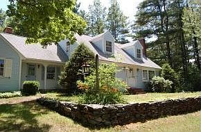 25 Tuttle Ln, Dover, NH 03820 | Zillow