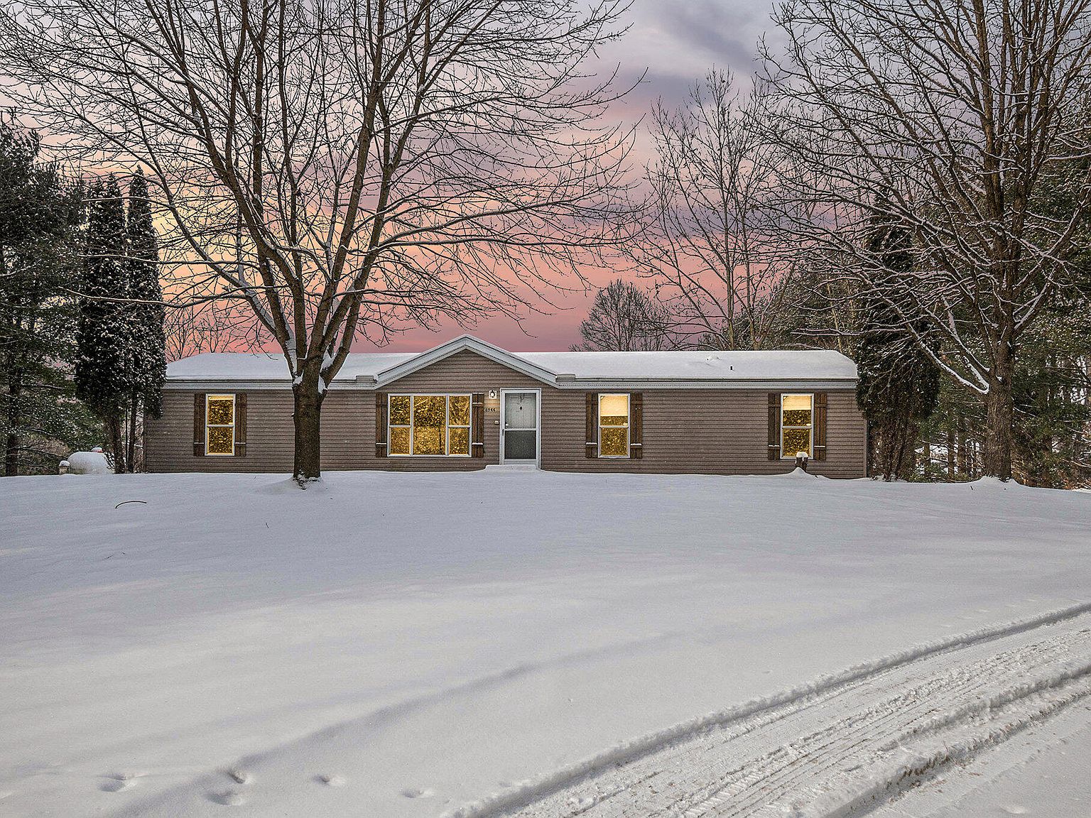 6944 Jordan Rd, Jackson, MI 49201 | Zillow