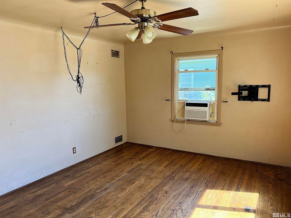 912 Bates Ave, Reno, NV 89502 | Zillow