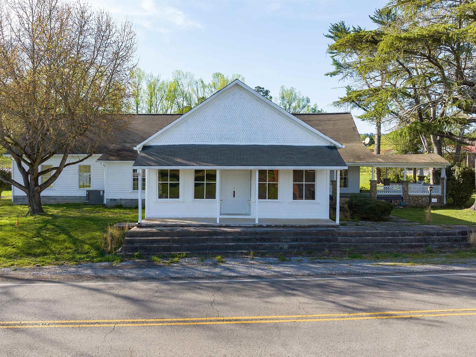 9130 Gallant Rd, Gallant, AL 35972 | MLS #1350939 | Zillow