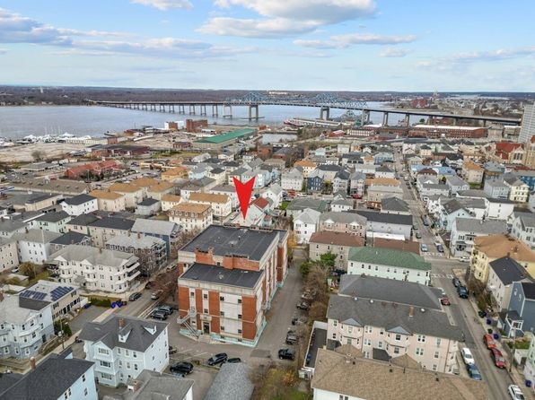 Fall River MA Condos & Apartments For Sale - 17 Listings | Zillow