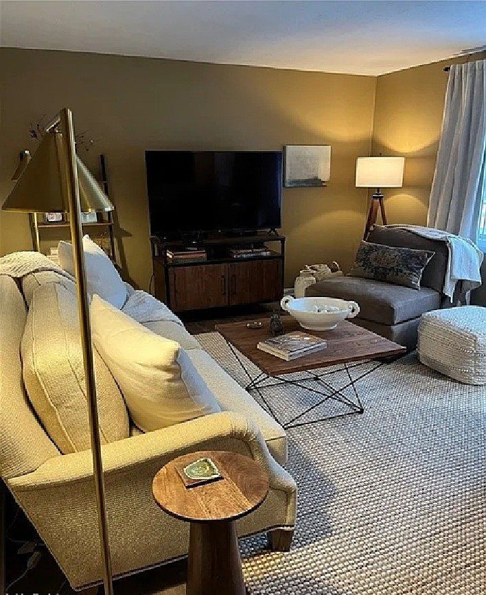 1872 Higby Dr Unit B, Stow, OH 44224 | Zillow