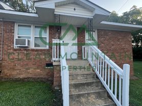 Dunbar Court - 19 Dunbar Ct Greer SC | Zillow