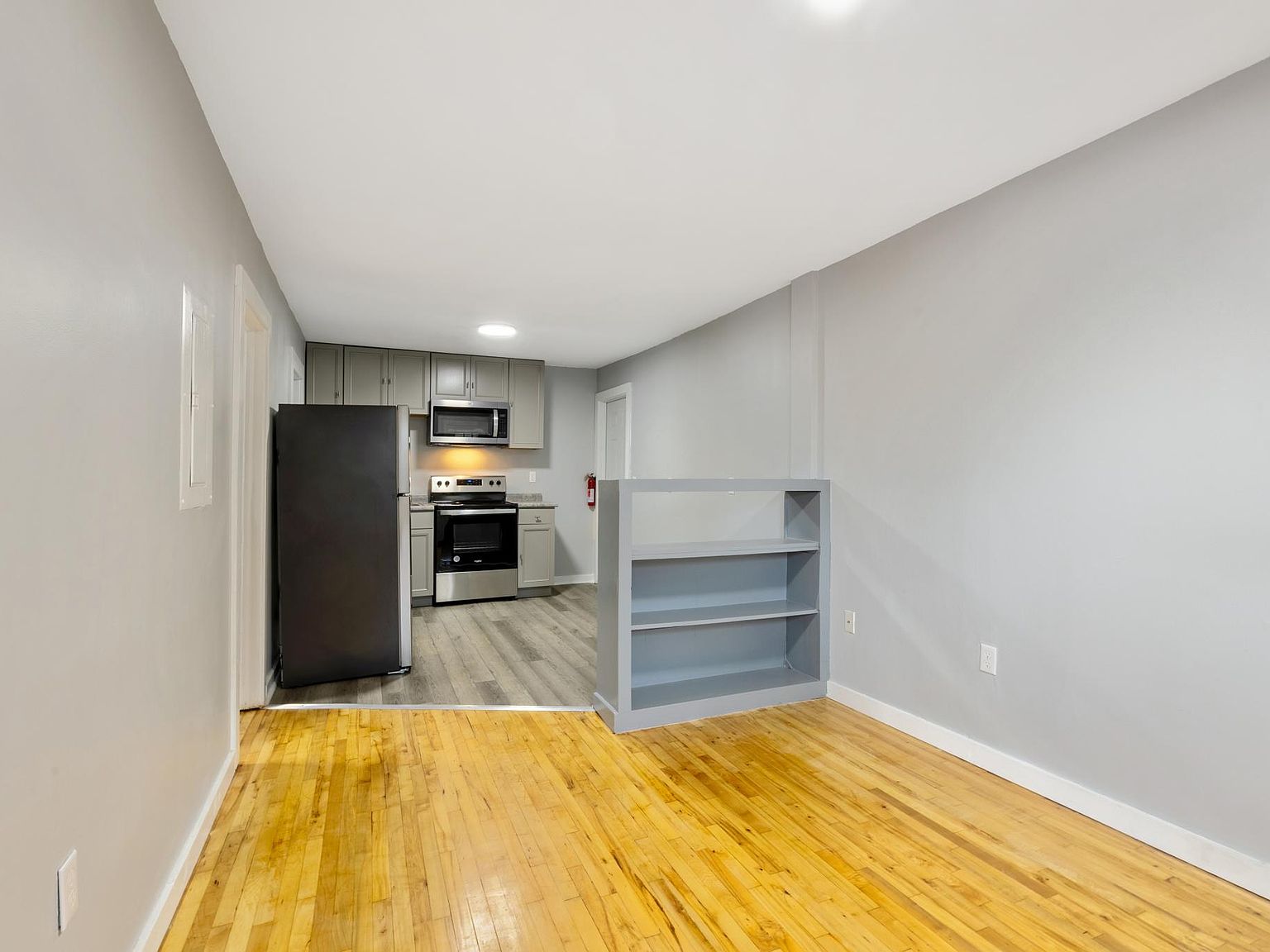 134 Pearl St APT 5, Essex Junction, VT 05452 | Zillow