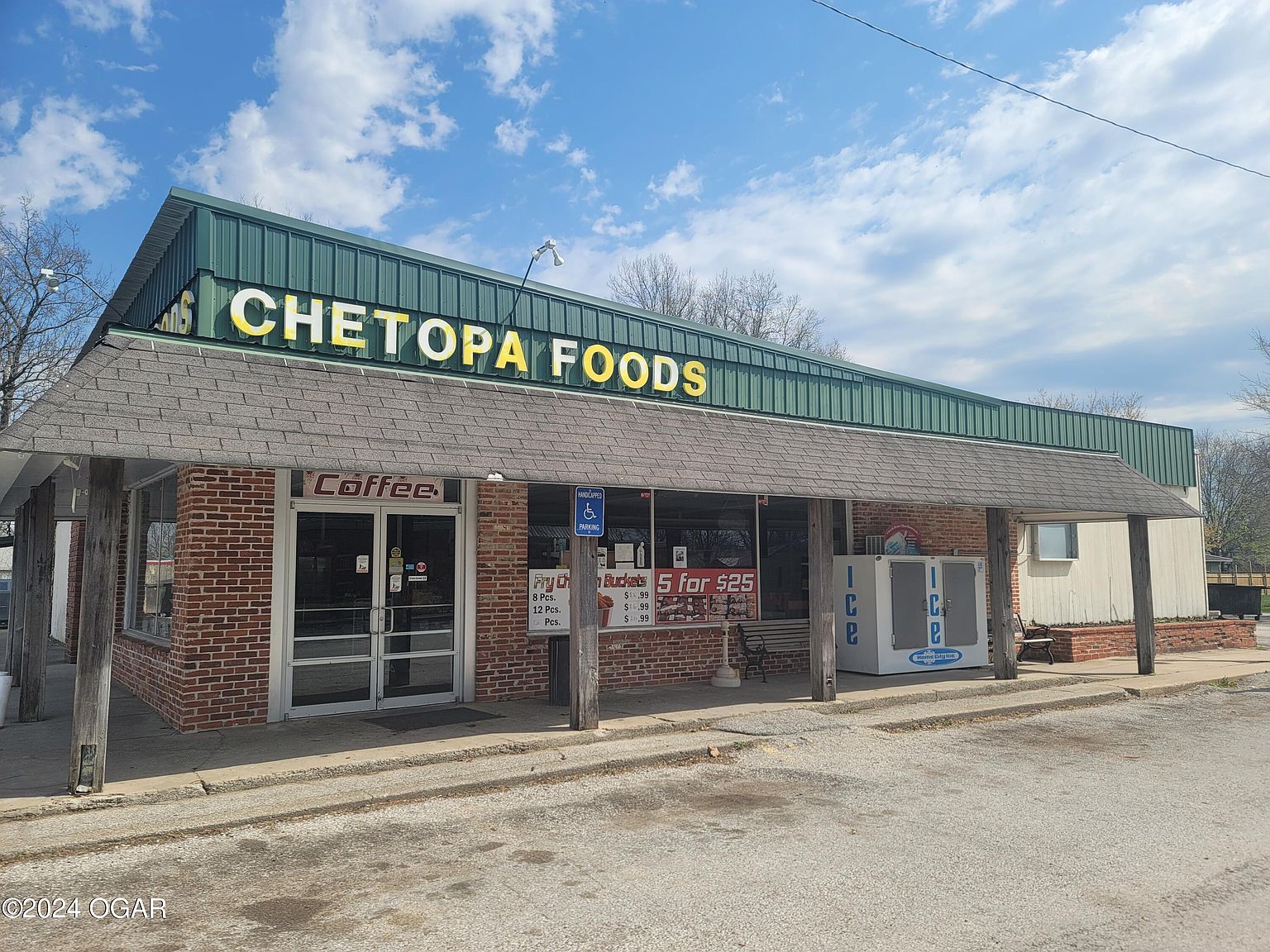 120 S 4th St, Chetopa, KS 67336 | MLS #241298 | Zillow