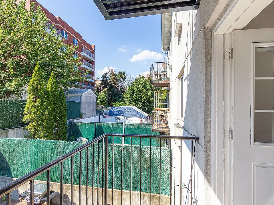 47-28 59th Pl #2, Woodside, NY 11377 | Zillow