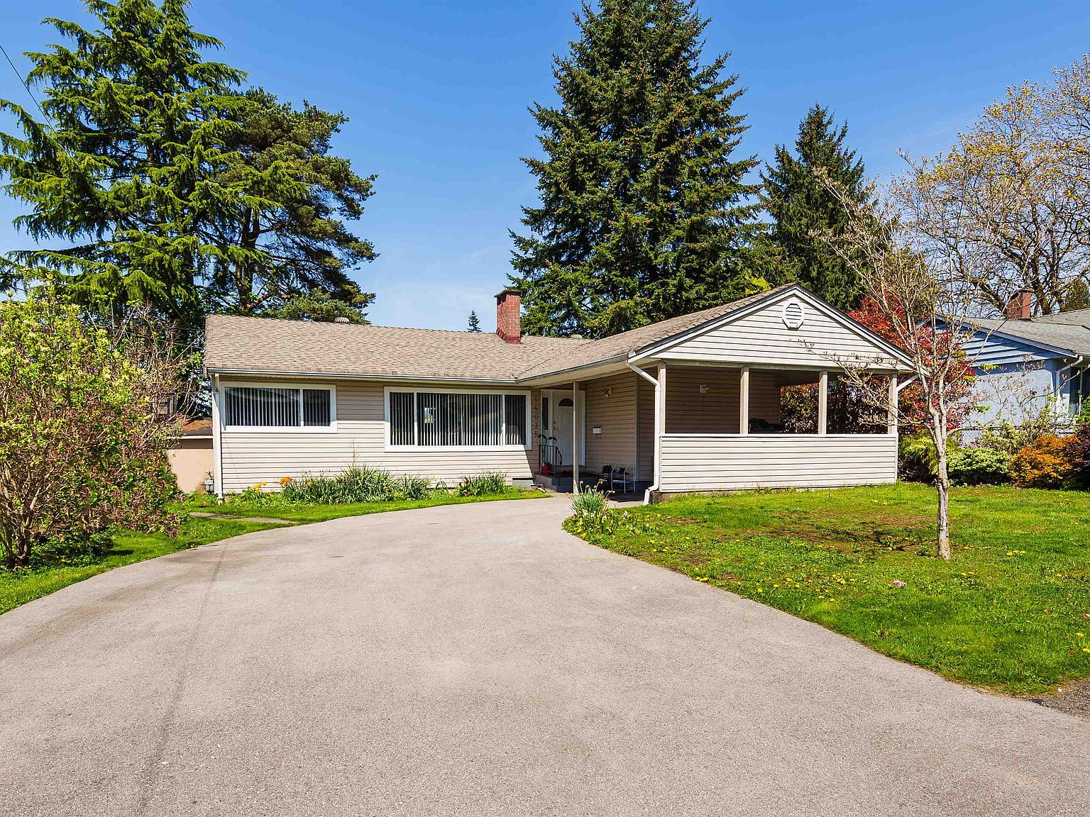 15035 Bluebird Cres, Surrey, BC V3R 4T8 | Zillow