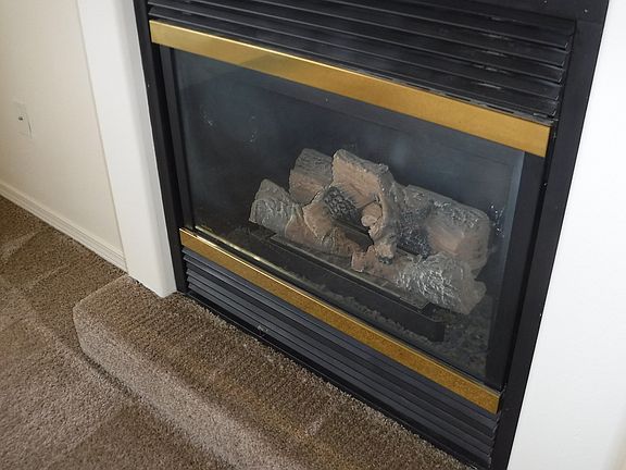 2140 SW Canyon Dr # 2 br / 2.0 ba, $1595, Redmond, OR 97756 | Zillow