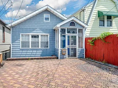 3245 Lucerne St Bronx NY | Zillow