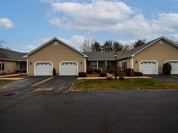 7 Clipper Way #7, Newburyport, MA 01950 | Zillow