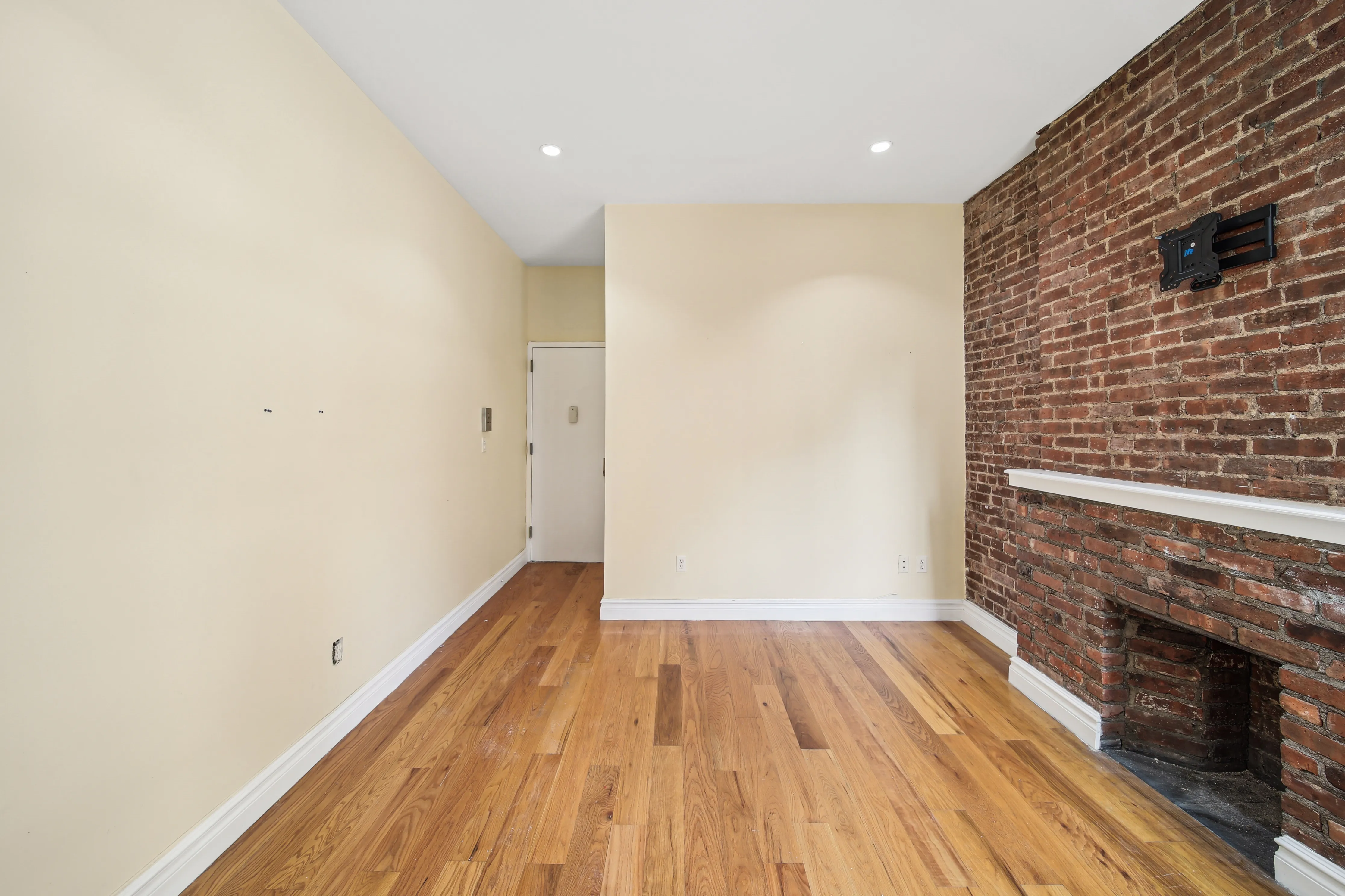 162 East 82nd Street #4C in Upper East Side, Manhattan | StreetEasy