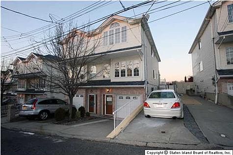 27 Anjali Loop, Staten Island, NY 10314 | Zillow